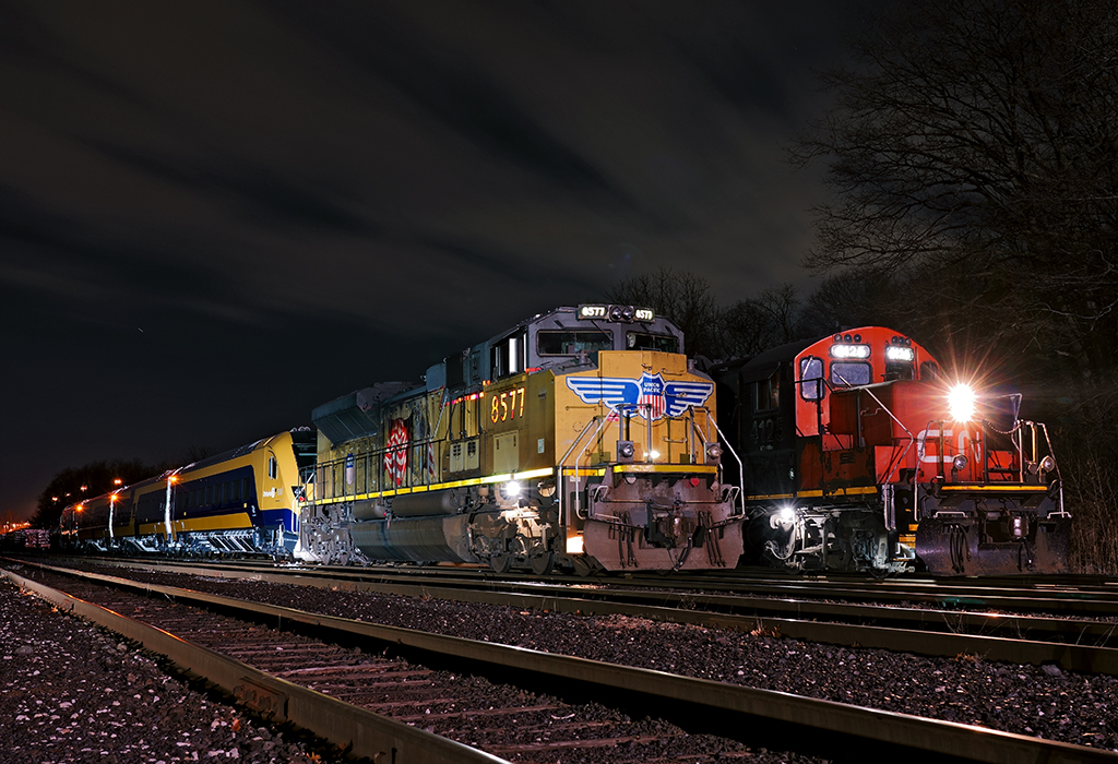 Railpictures.ca - Michael Da Costa Photo: The first Ontario Northland ...